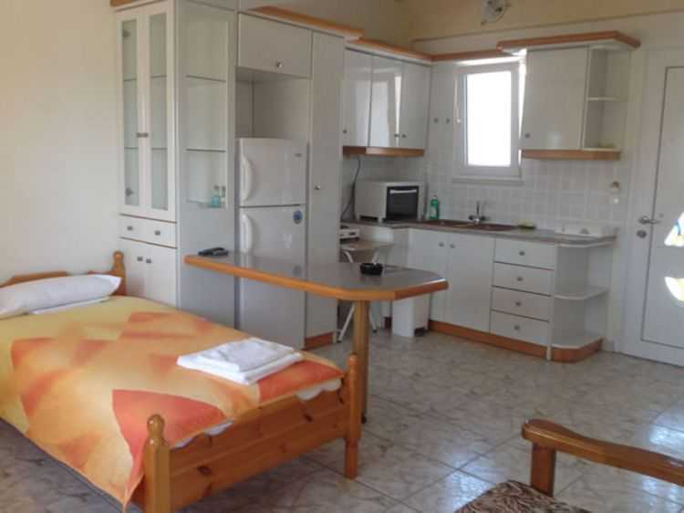 ΕΝΟΙΚΙΑΖΟΜΕΝΑ ΔΩΜΑΤΙΑ | KOUZELIS APARTMENTS | ΙΣΤΙΑΙΑ ΕΥΒΟΙΑ ...