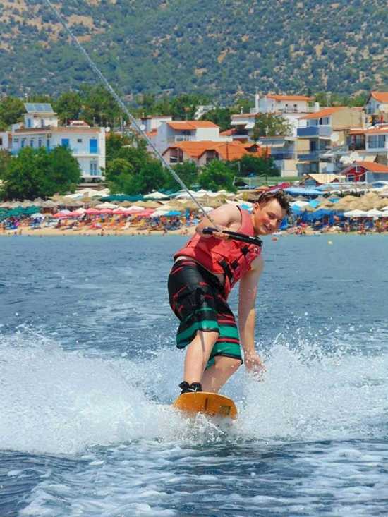 ΘΑΛΑΣΣΙΑ ΣΠΟΡ | DOLPHINS WATER SPORTS | ΘΑΣΟΣ - Greekcatalog