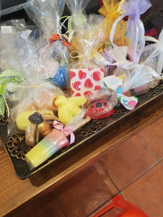 ΠΑΡΑΔΟΣΙΑΚΑ ΠΡΟΪΟΝΤΑ ΜΗΛΙΕΣ ΒΟΛΟΣ | ΜΕΛΙΣΤΑΛΑΧΤΟ - Greekcatalog.net