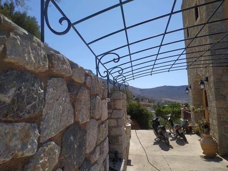 ΣΙΔΗΡΟΚΑΤΑΣΚΕΥΕΣ ΑΛΟΥΜΙΝΙΑ ΚΑΛΥΜΝΟΣ | ΒΑΓΙΑΝΟΣ - Greekcatalog.net